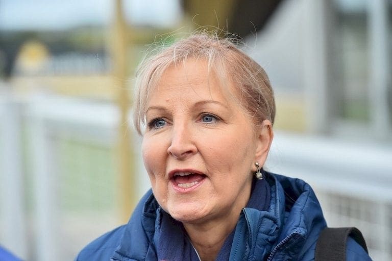 Mistaken identity costs Wendy Kelly $1000 | Horse Betting