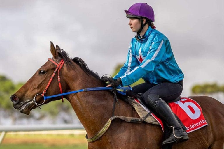 Lines drawn as Emma prepares for debut in Darwin – BOAY Racing News