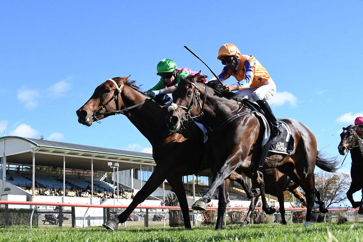 Joshua Brown Gives Lance Gussey His Maiden Winner As Trainer