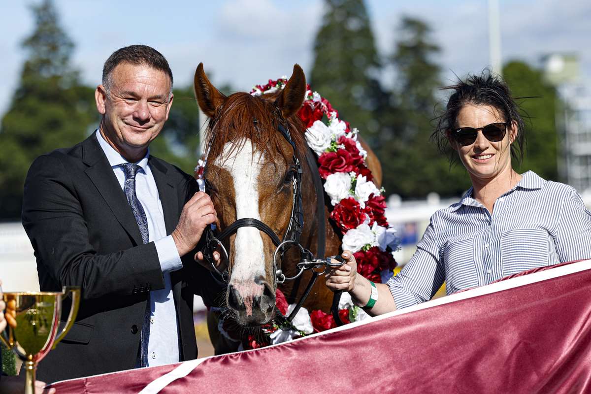 Ritchie & Murray Hoping For Extra Luck With Eight Lucky Prawns