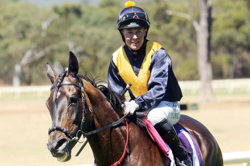 Alice Springs Doubles For Dan Morgan, Sonja Logan & Kyra Yuill