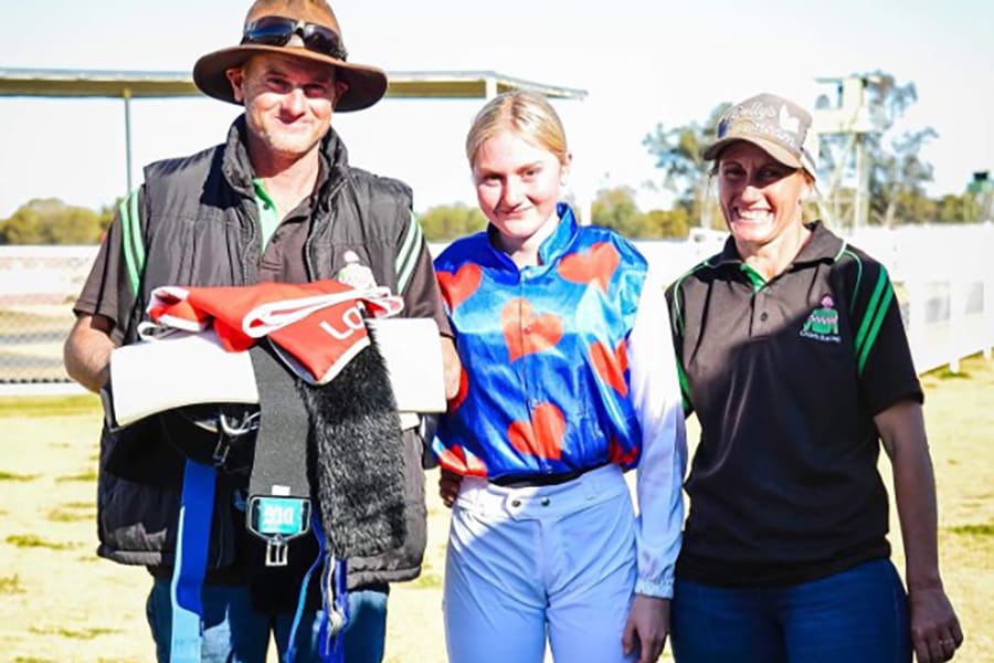 Gillet's Star On And Off The Track In Alice Springs | NT Racing